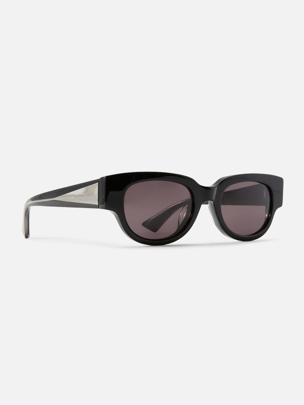 Tri-Fold Square Frame | KERING EYE - BOTTEGA VENETA | elysewalker
